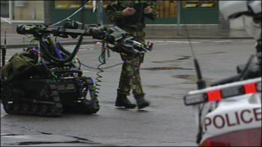 Breaking News: Bomb Threat to Trowbridge, Wiltshire! – Dr Stuart Farrimond